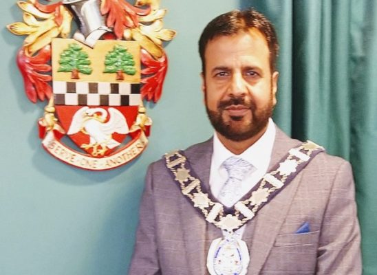 London; Qaser Chaudhry of Chak Sathwani, Kallar Syedan elected Mayor of ...